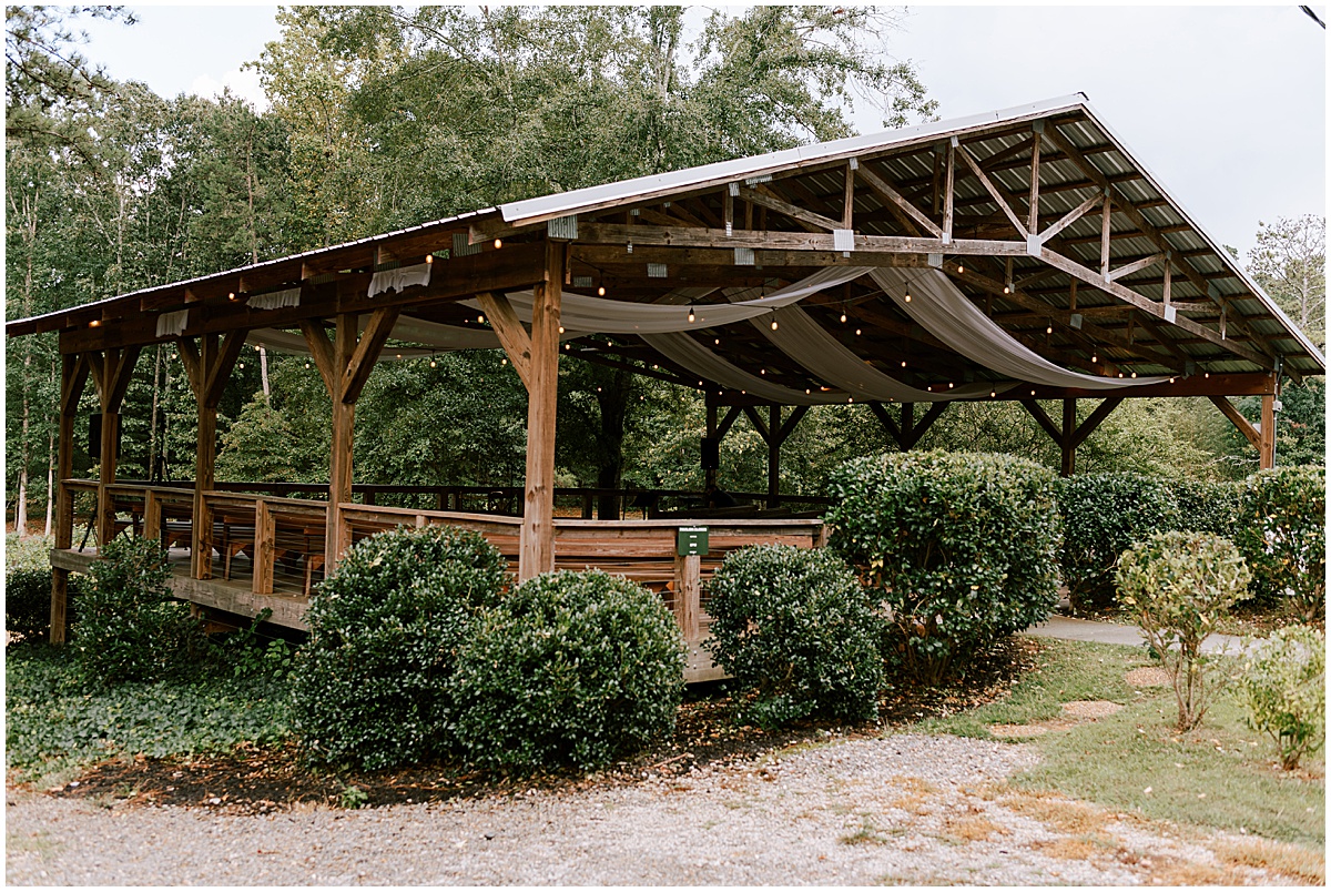 Sophisticated Black, White, & Champagne Wedding | Koury Farms
